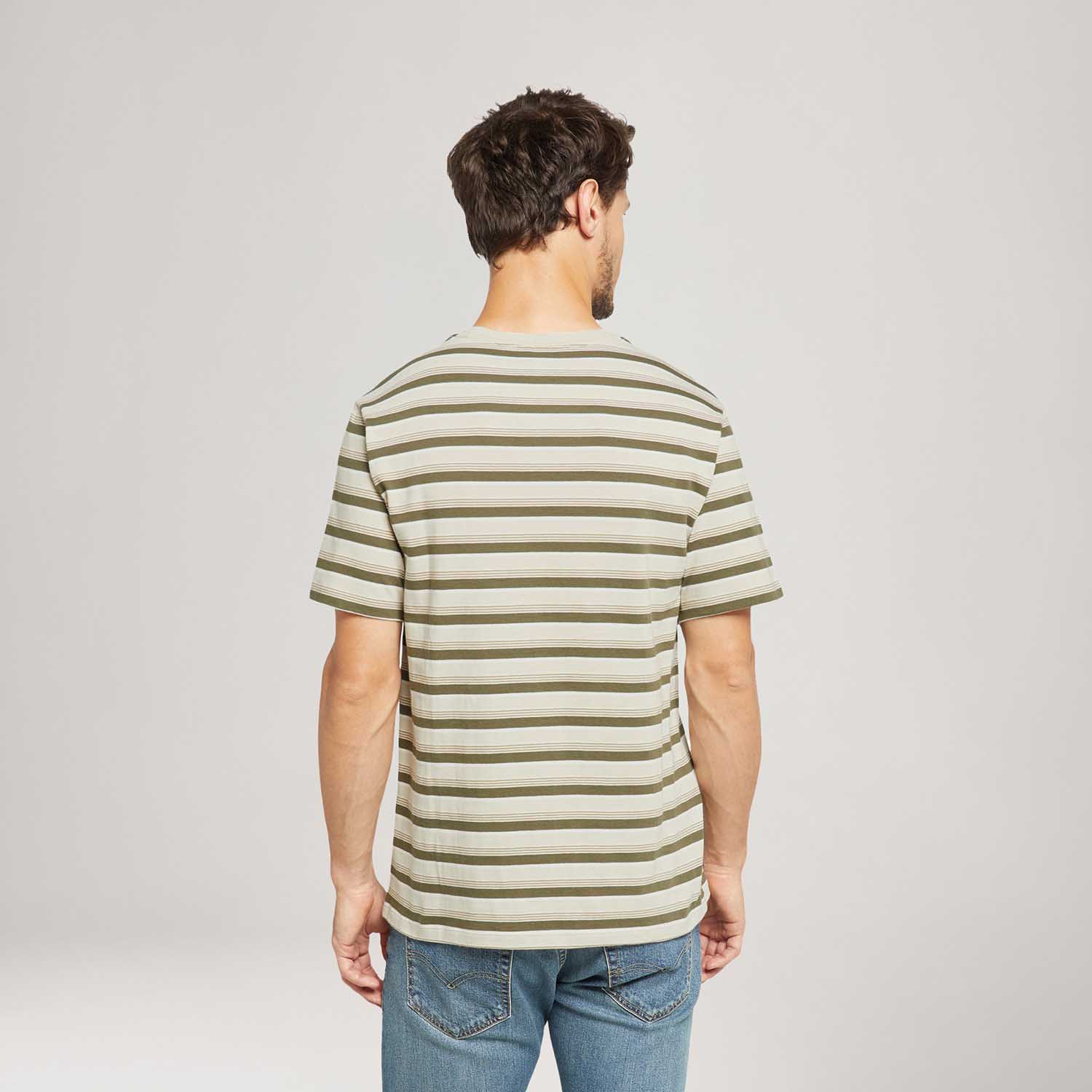 Camiseta Levi's® Original Housemark Off White Manga Curta - Levi's® Brasil