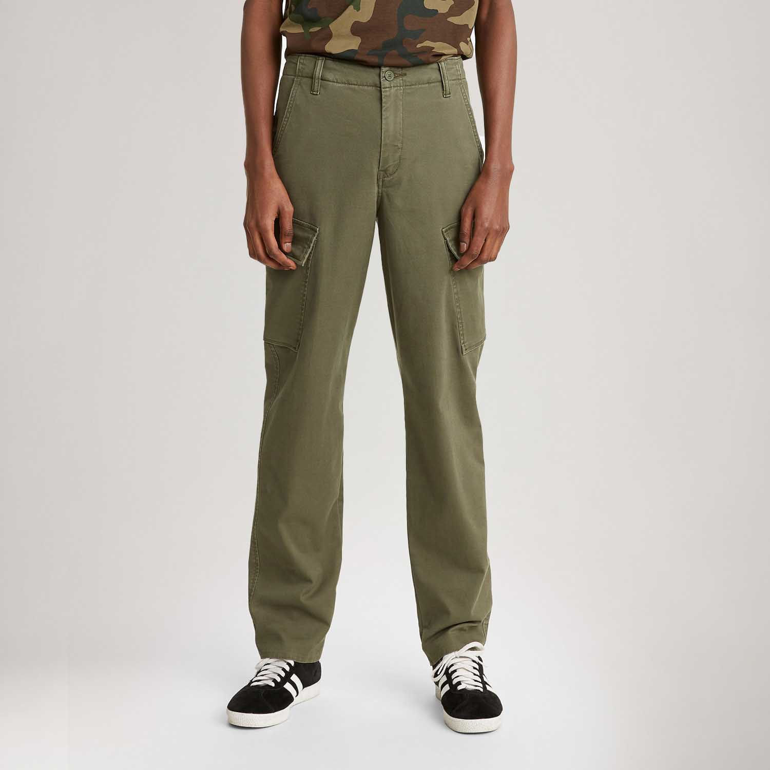 Calça Levi's® XX Chino Cargo Taper Verde - Levi's® Brasil