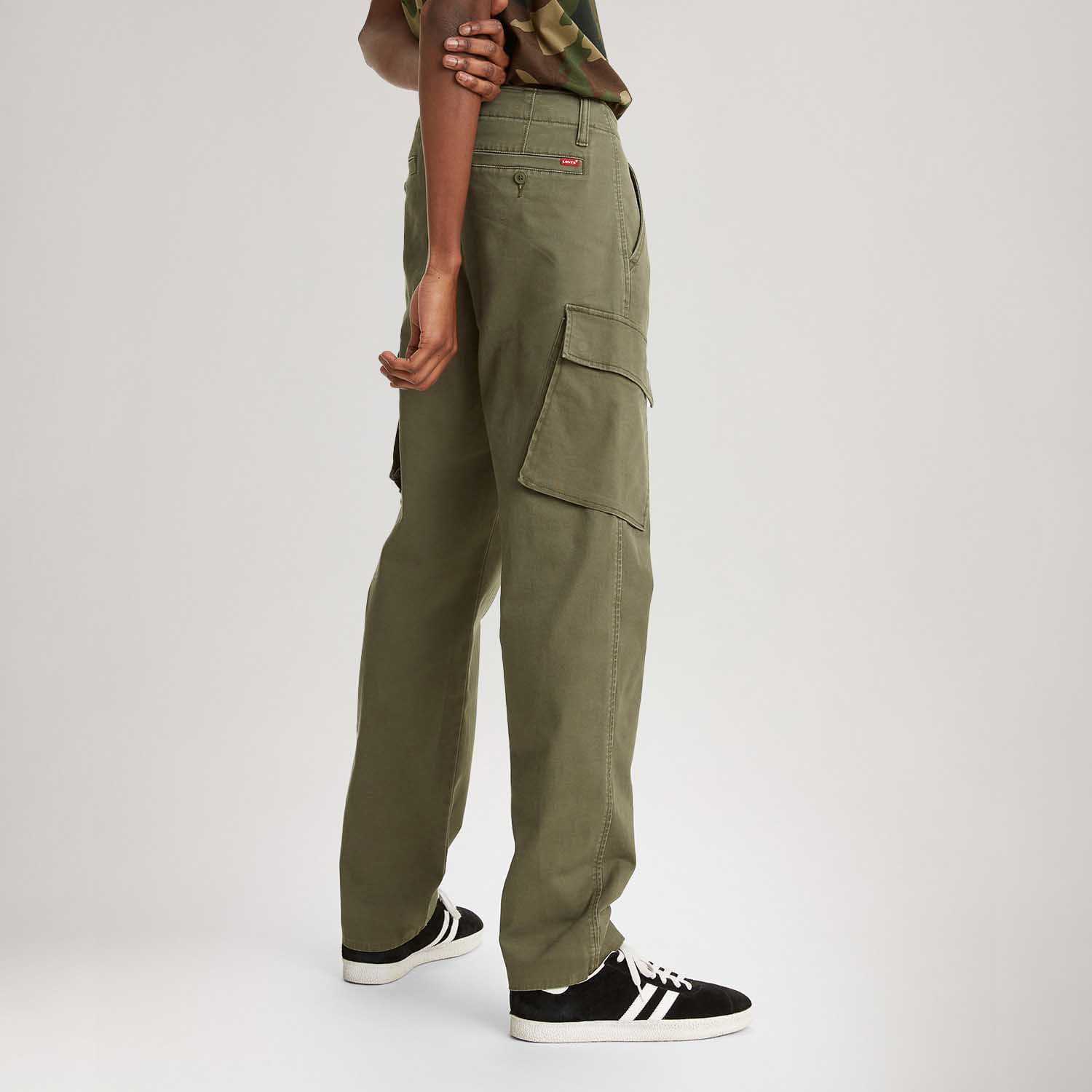Calça Levi's® XX Chino Cargo Taper Verde - Levi's® Brasil