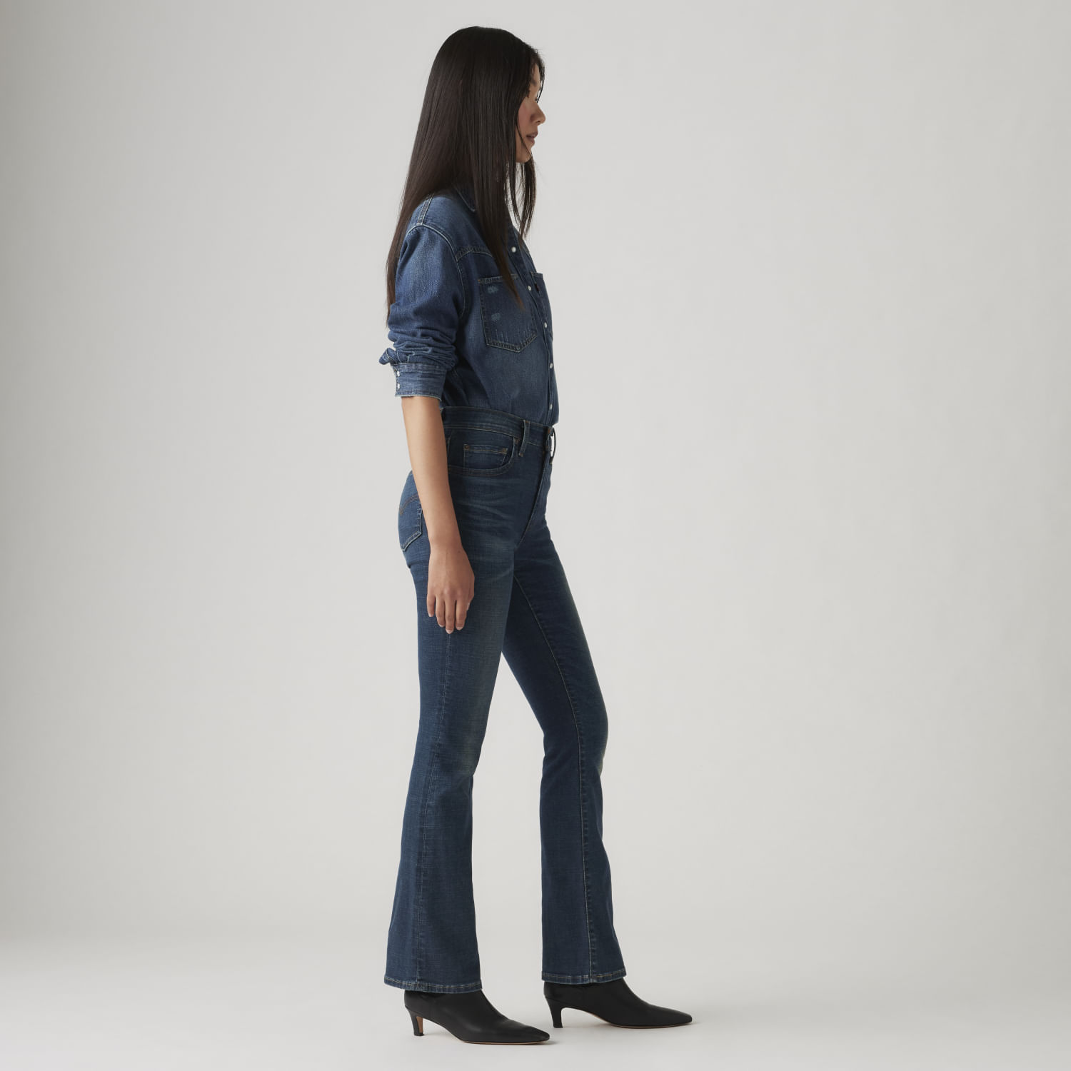 Calça Jeans Levi's® 725® High Rise Bootcut Lavagem Escura - Levi's® Brasil